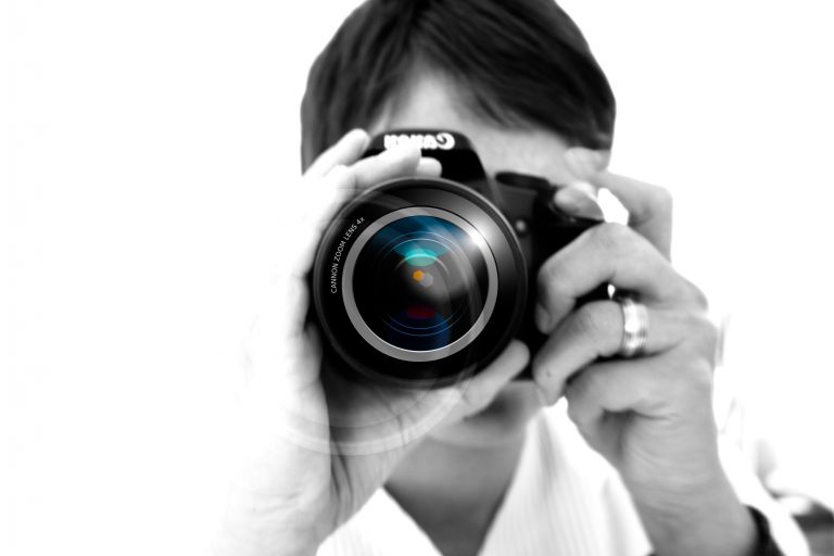 Seeing the World Through a Lens: A Guide on How to Become a Freelance ...